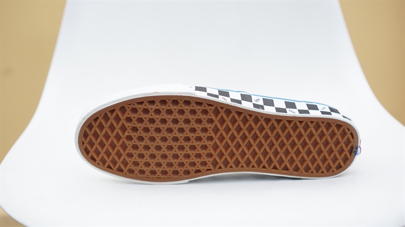 Giày Vans Slip on White limited 721356 2hand - Trung Sneaker - Giày ...