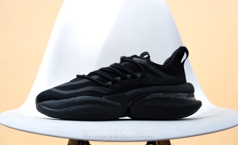 Giày Adidas Alphaboost V1 "Core Black" HP2760