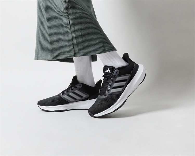 Giày chạy bộ Adidas UltraBounce Black HP5787