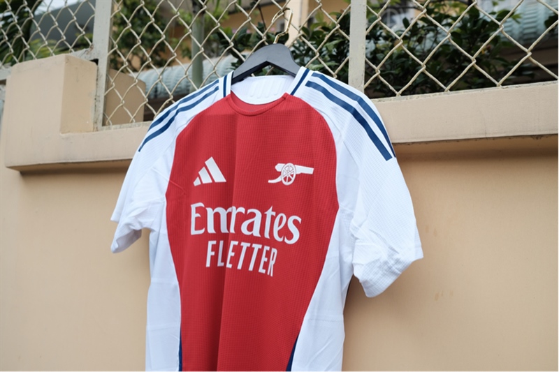 Áo đá banh Adidas Arsenal Player Home 24/25 IT6140