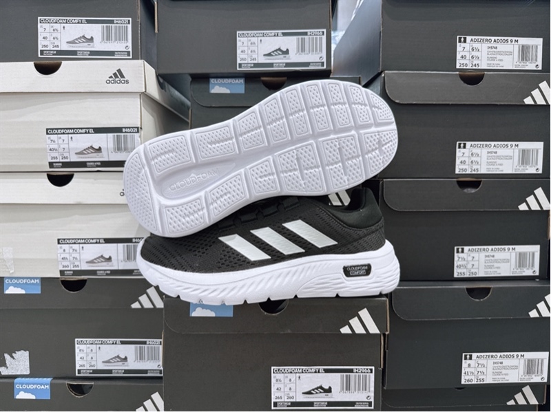 Giày Adidas chính hãng Cloudfoam Comfy Black IH2966